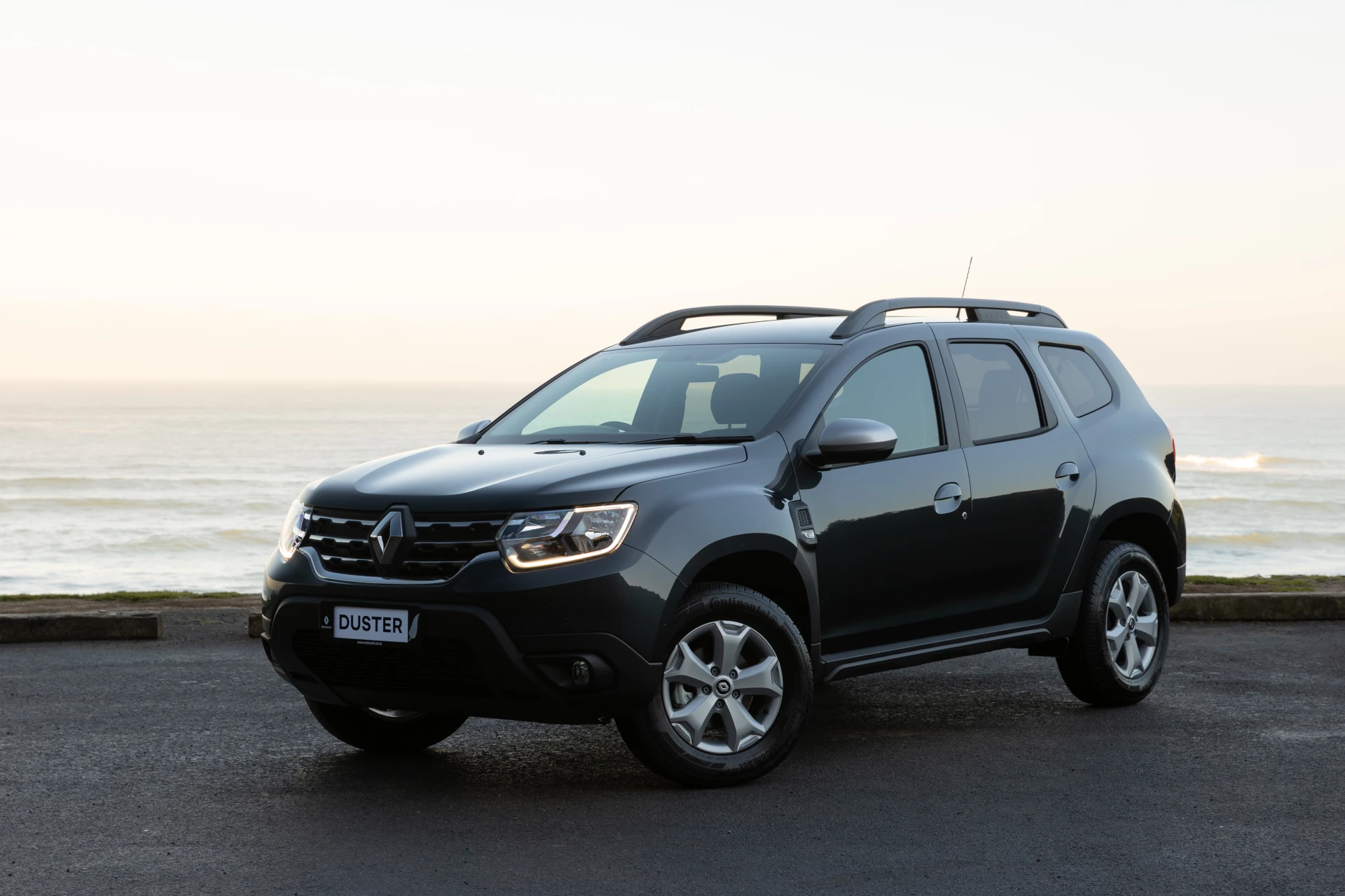 Renault Duster Specification Bang For Your Buck With Renault Duster