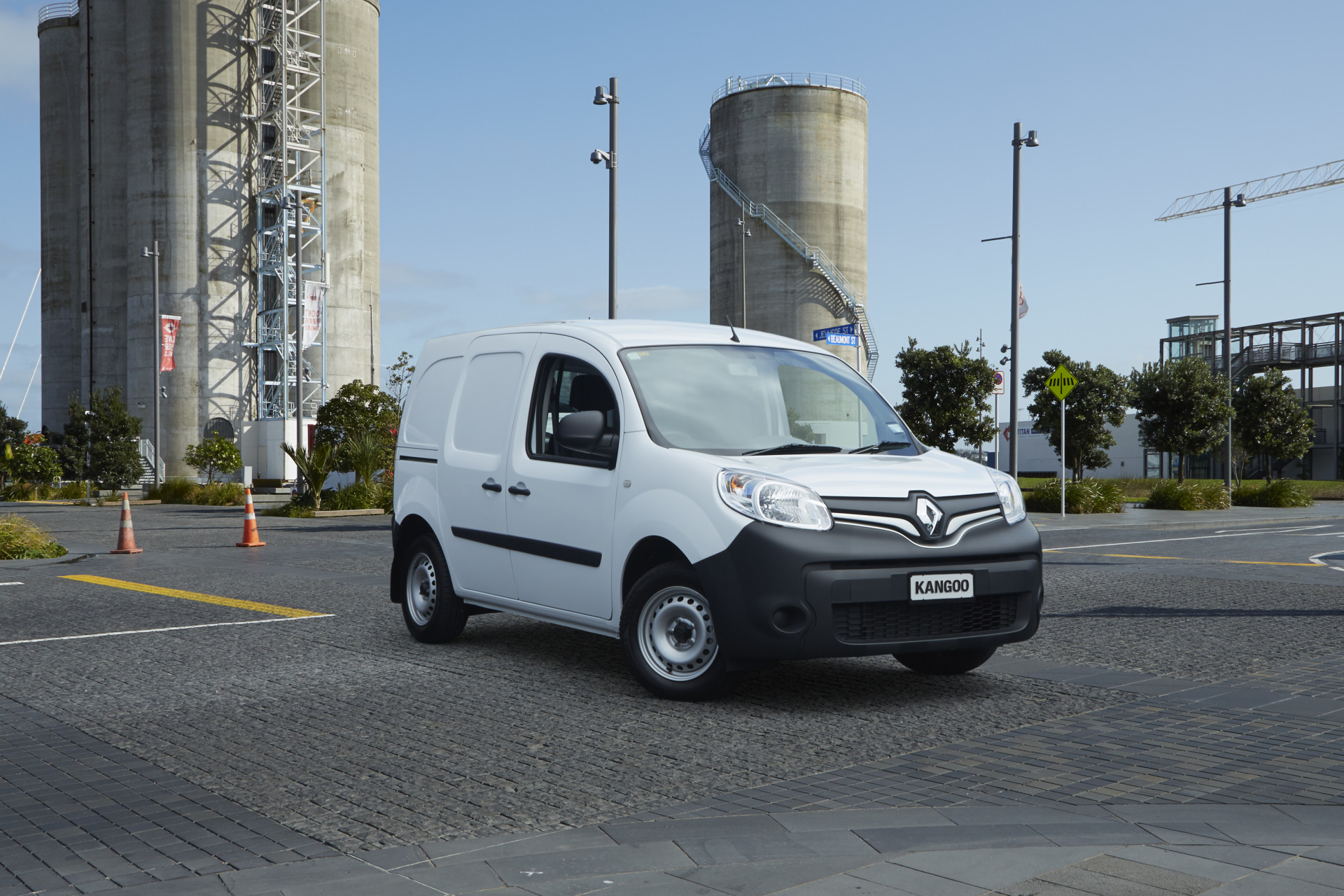 Vans, People Movers | Renault New Zealand